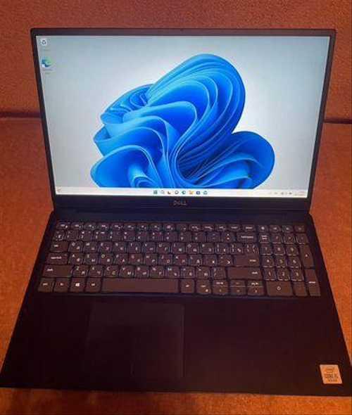 Ноутбук Dell Vostro 5590 i5 8gb 256