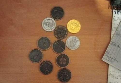 Монеты из пятерочки поштучно