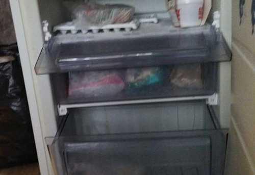 Холодильник рабочий бу vestel