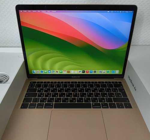 MacBook Air 13 2019 i5 (в идеале, полный комплект)