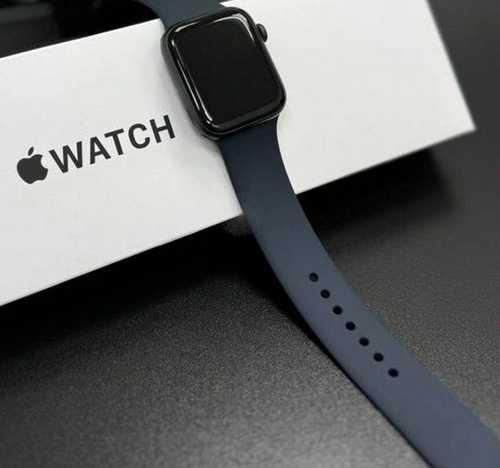 Apple Watch SE 44 mm Midnight