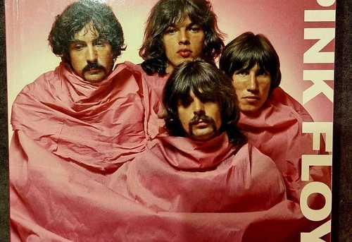 Книга Pink Floyd the illustrated biography