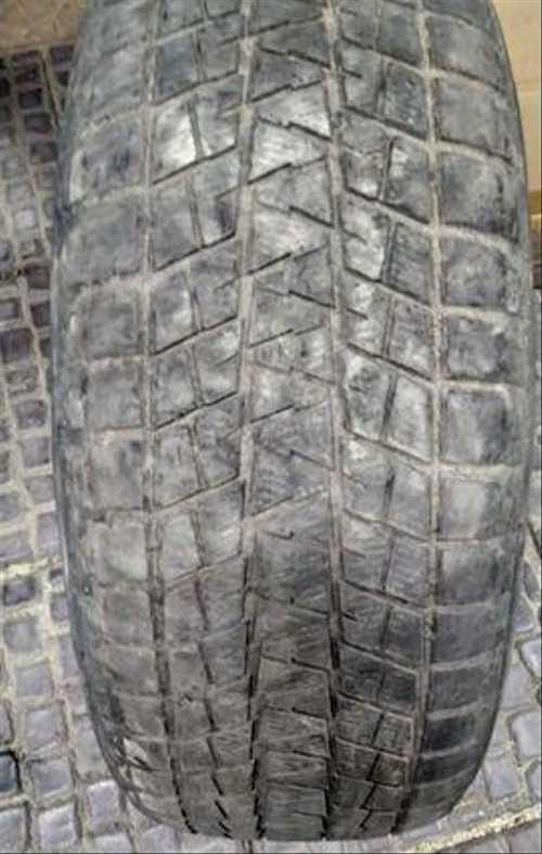 Bridgestone Blizzak W969 275/55 R20