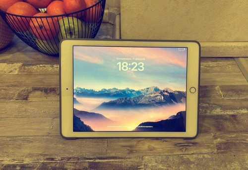 Apple iPad 5 2017 Wi-Fi (9.7) Gold