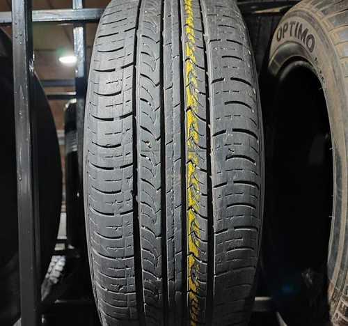 Roadstone CP 672 215/60 R16 95H