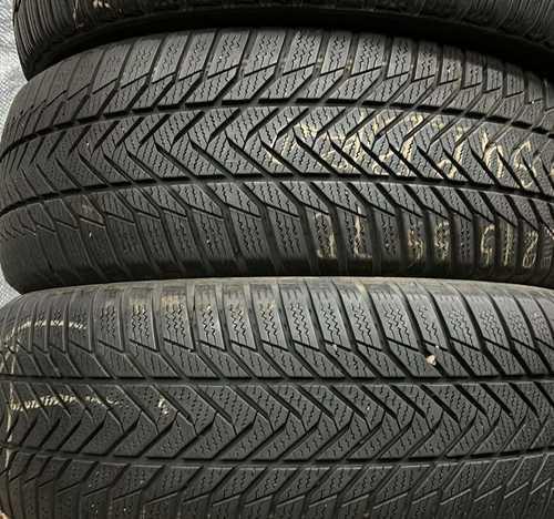 Esa-Tecar Supergrip Pro 215/55 R16 100W