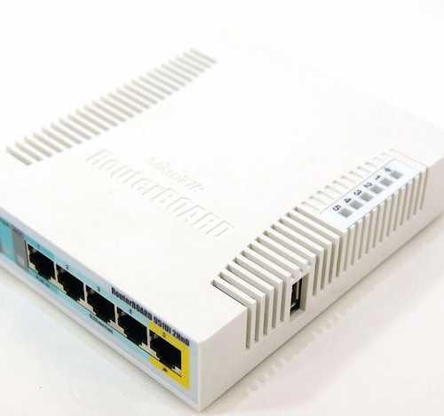 Wi-Fi роутер MikroTik RB951Ui-2HnD RU, белый