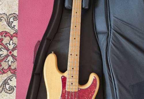 Басс гитара Yamaha Pulser Bass 400
