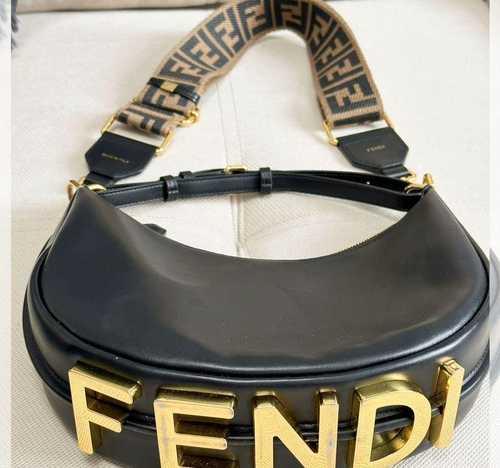 Сумка Fendi