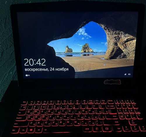 Игровой ноутбук Lenovo Legion Y520