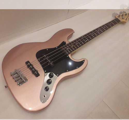 Бас-гитара Fender Squier Jazz Bass, Pink