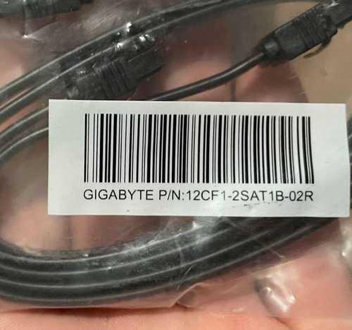 Новый SATA кабель от gigabyte (2шт в упаковке)