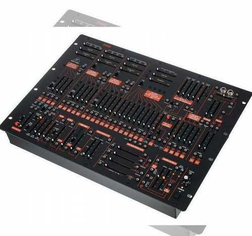 Аналоговый синтезатор Behringer 2600