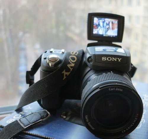 Фотокамера sony DSC-R1