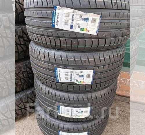 Triangle EffeXSport TH202 235/35 R19