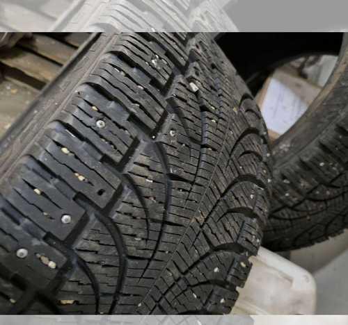 Pirelli Winter Carving Edge 275/40 R20 106T