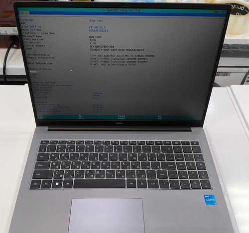 16" Ноутбук Honor MagicBook i5-12450H 8/512G