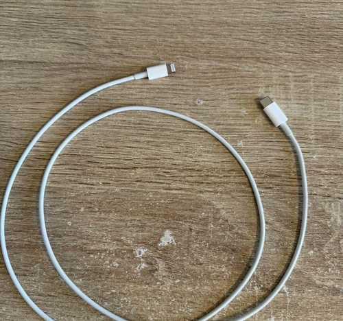 Кабель Apple USB-C to Lightning Cable 1 m