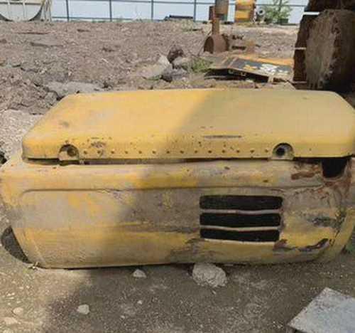 Ящик инструментов Komatsu 290-8/300-8