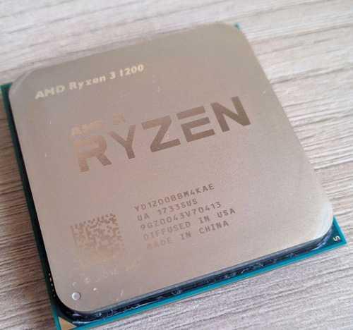 Процессор AMD Ryzen 3 1200 AM4