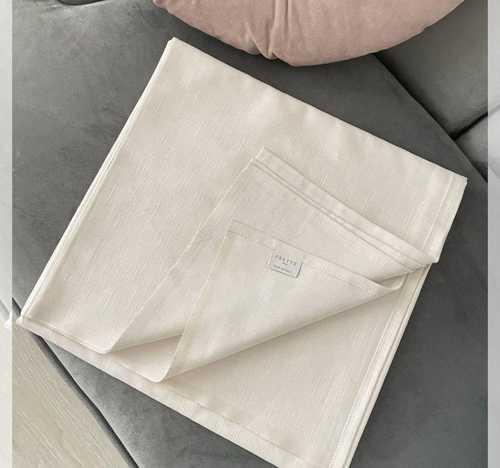 Скатерть Frette 1м*1м новая