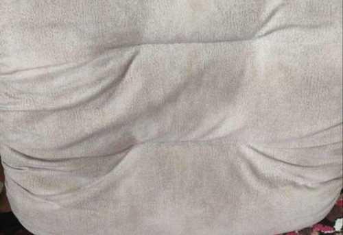 Подушка от углового дивана большая 3 шт