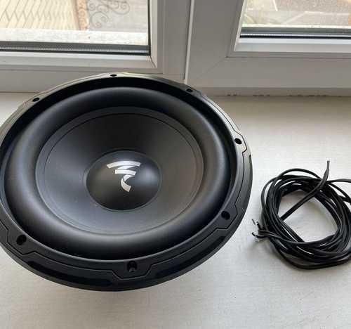 Сабвуфер 10'' Focal RSB-250