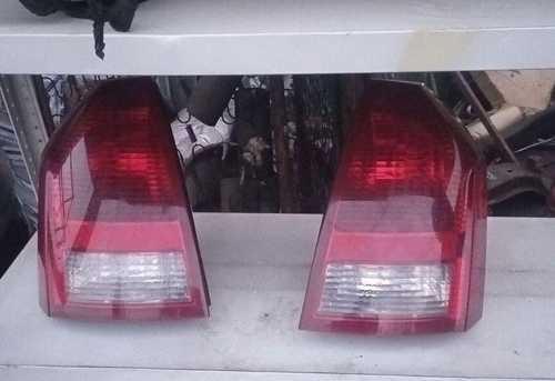 Задний фонарь для Chrysler 300c 03-11г (sedan)