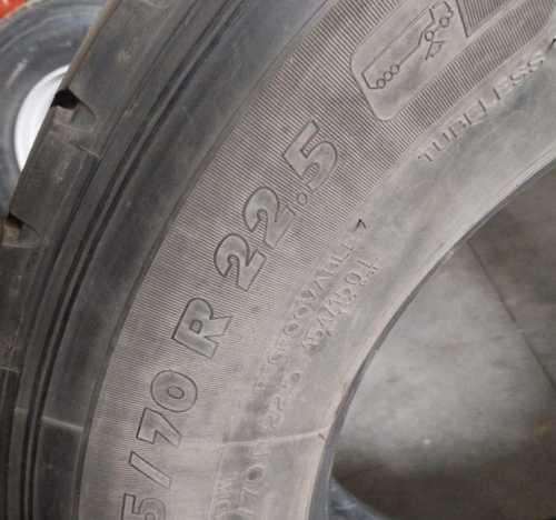 Комплект шин Michelin 315/70 R 22.5