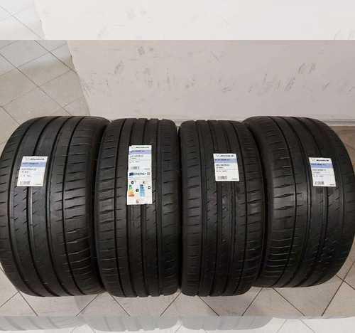 Michelin Pilot Sport 4 S 285/40 R22 и 325/35 R22