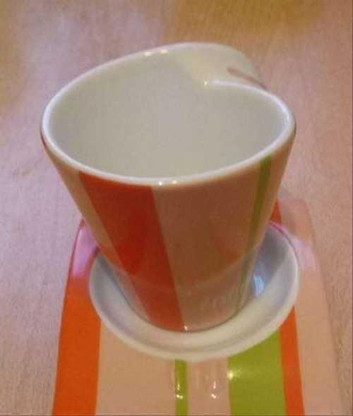 Кофейная чашка с блюдцем