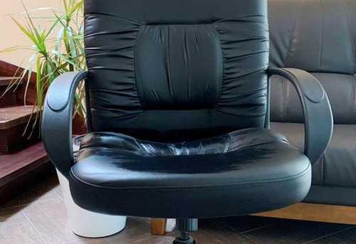 Офисное кожаное кресло для руководителя Chairman