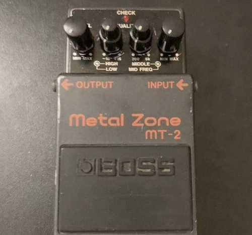 Гитарные педали boss metall zone