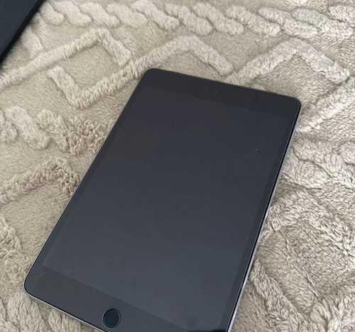 iPad mini 4 128gb