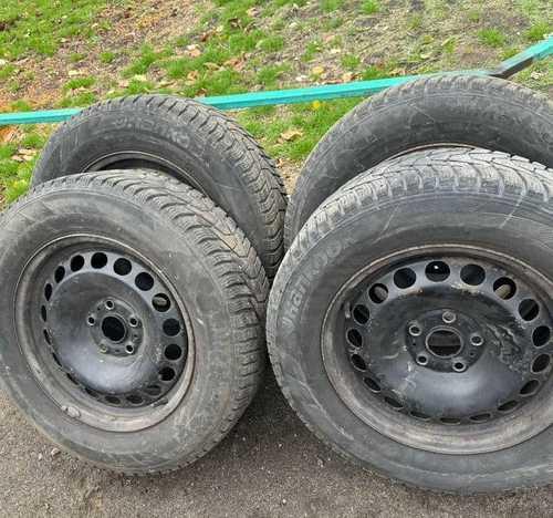 Hankook Winter I'Cept RS2 W452 215/65 R16 102T