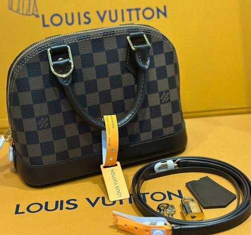 Сумка Louis Vuitton Alma BB