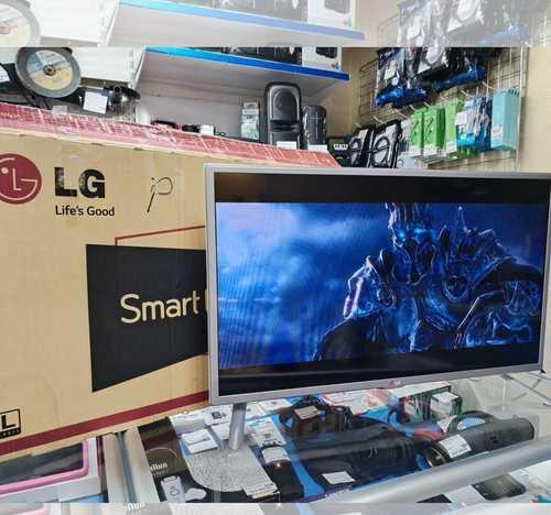 Телевизор SMART TV LG 32LB570U-ZJ