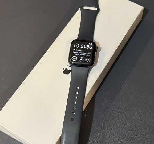 Apple watch SE gen 2 40mm