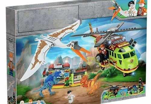 Лего "Динозавры Перевозка динозавров на вертолете"