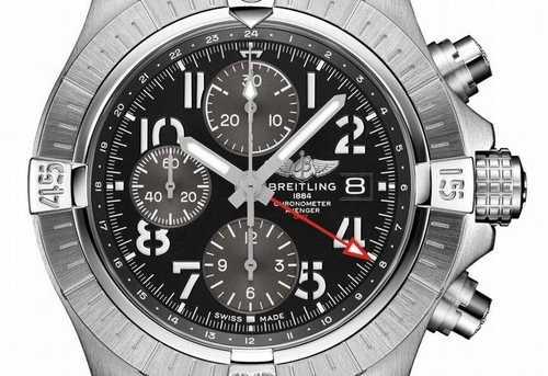 Breitling Avenger Chronograph GMT 45