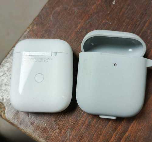 Бокс от беспроводных наушников apple airpods