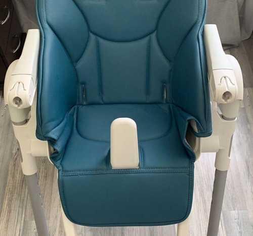 Стульчик для кормления peg perego