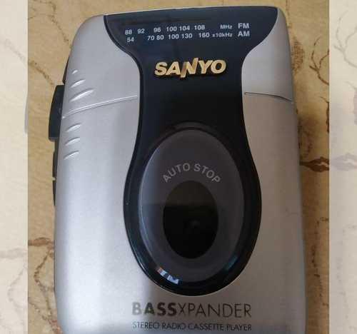 Аудиоплеер кассетный с радио Sanyo vip-300