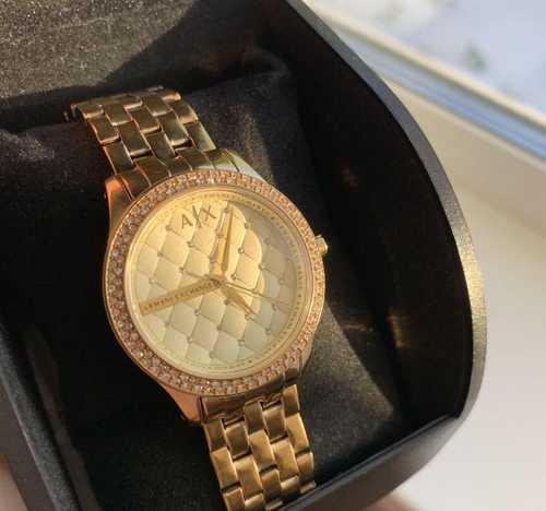 Женские часы Armani Exchange
