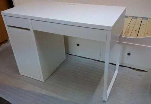 Письменный стол IKEA micke mikke белый