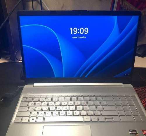 Ноутбук HP 15.6" 15s-eq2059ur