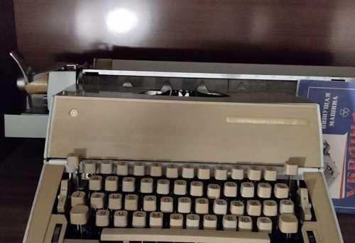 Пишущая машинка Украина