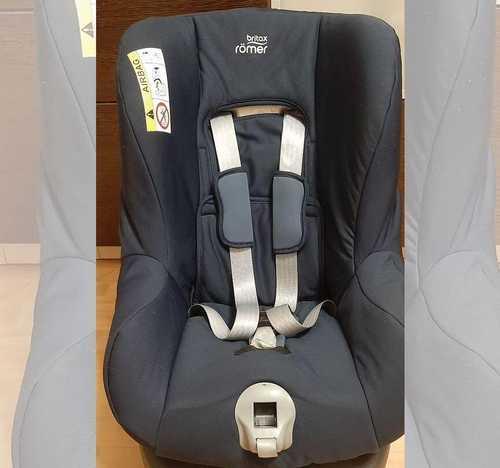 Автомобильное кресло britax romer