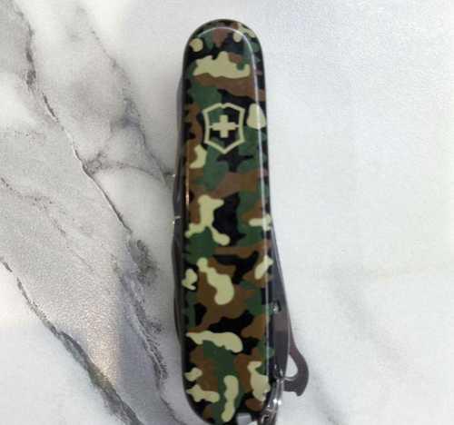 Нож Victorinox Huntsman