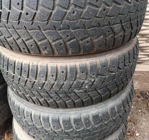 Kumho Dein Stud 185/65 R15 90B